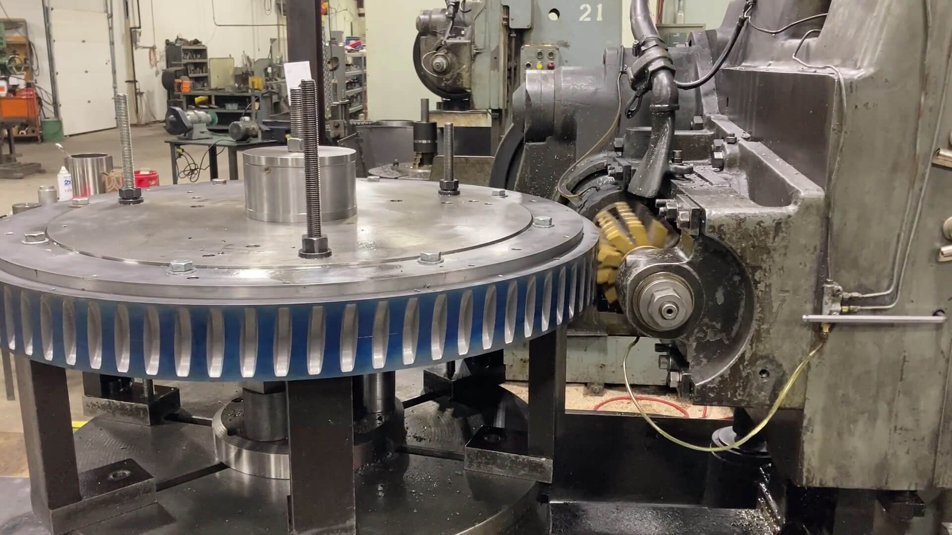 Gear Cutting vs. Gear Grinding: What’s the Difference? - Lawler Gear